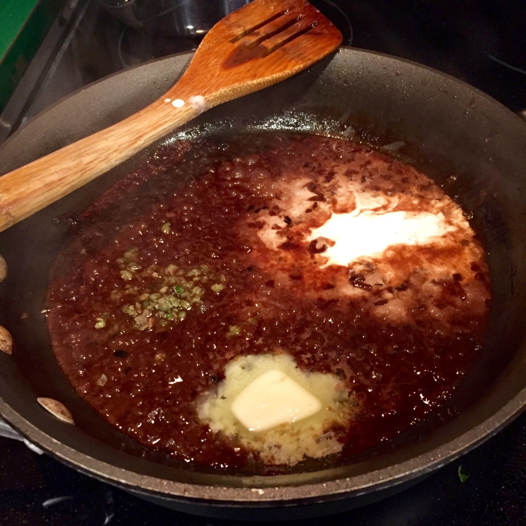 Steak With Red Wine & Shallots – julienne.red