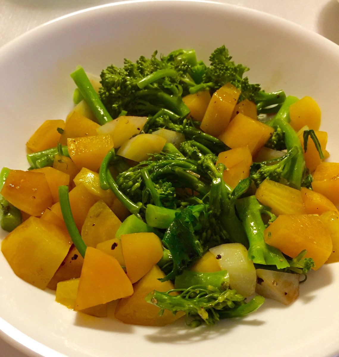 Balsamic Beets With Broccolini – julienne.red