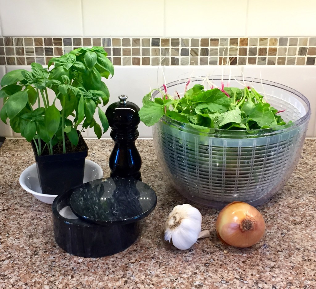 Sautéed Baby Radish Greens With Onions & Basil – julienne.red